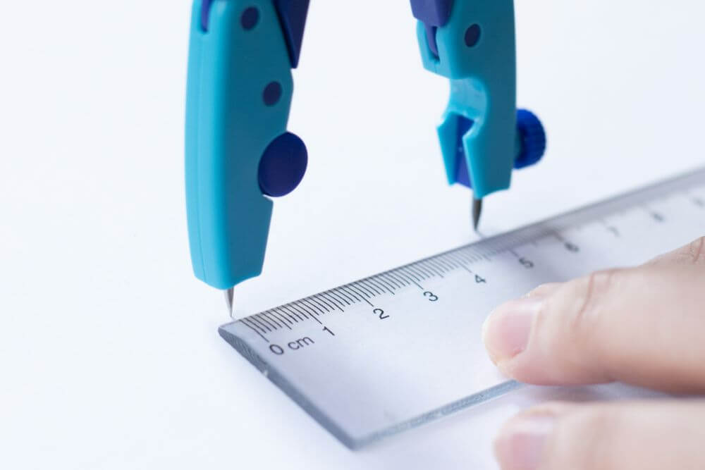 Zirkel: Übungen für die Grundschule (4. Klasse) - HUTTER Büro